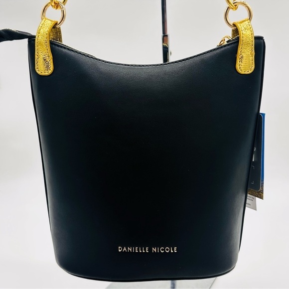 Disney | Bags | Disney Parks Danielle Nicole Princess Jasmine Crossbody ...